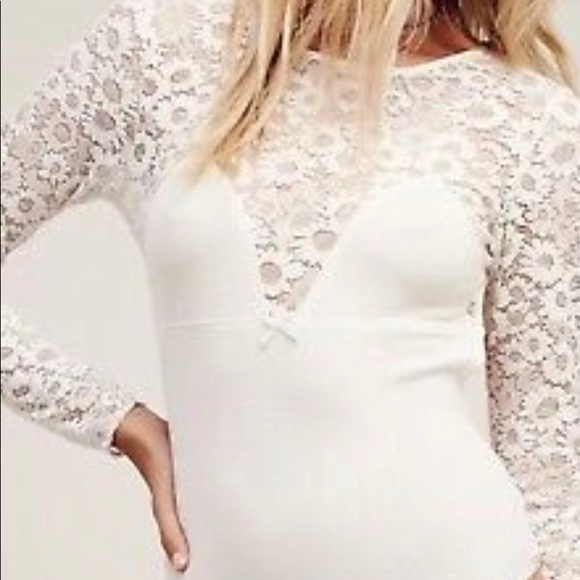 For Love And Lemons | Tops | For Love Lemons Ivory Daisy Bodysuit ...